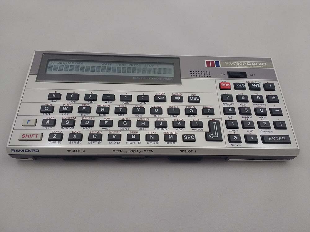 Calculadora Casio FX-750P con módulo RC-4 y funda (nº288) – Casio 880