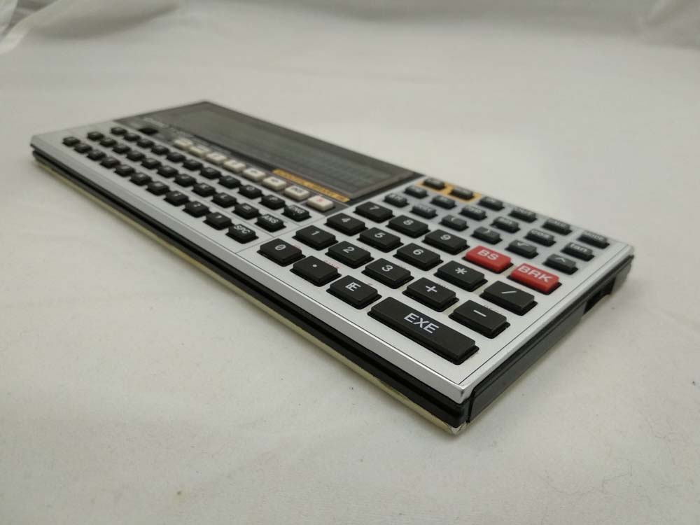 Casio calculator FX-850p # 683 – Casio 880